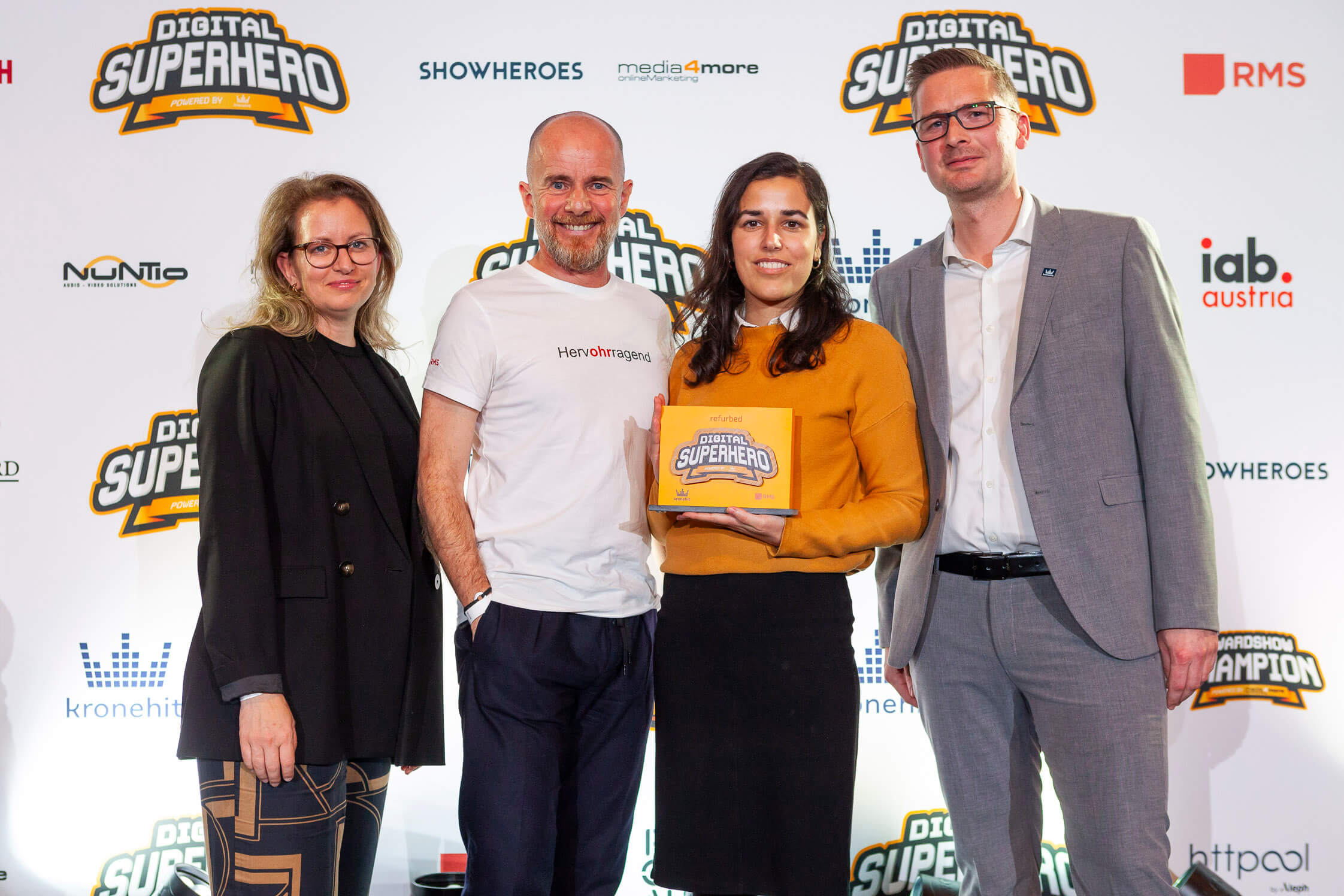 Die Digital Superheroes of the year 2023 sind Ambra Schuster (ORF ...